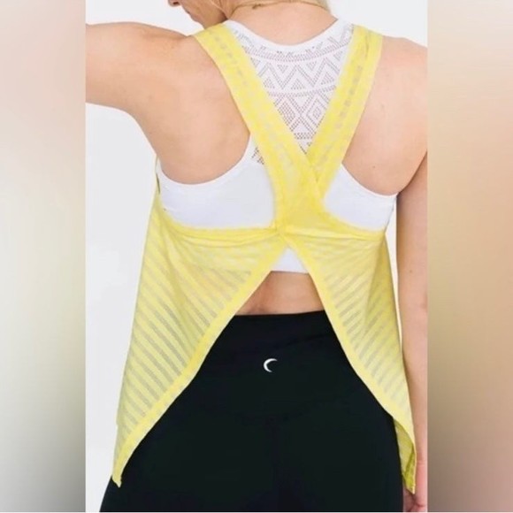ZYIA | Tops | Zyia Active Nimbus Split Back | Poshmark